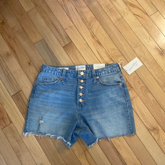 Universal Thread | Shorts | Universal Thread Women Shorts | Poshmark